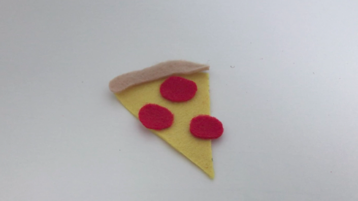 Make a Light Up Pizza – Wearable Tech Tutorials and How-Tos