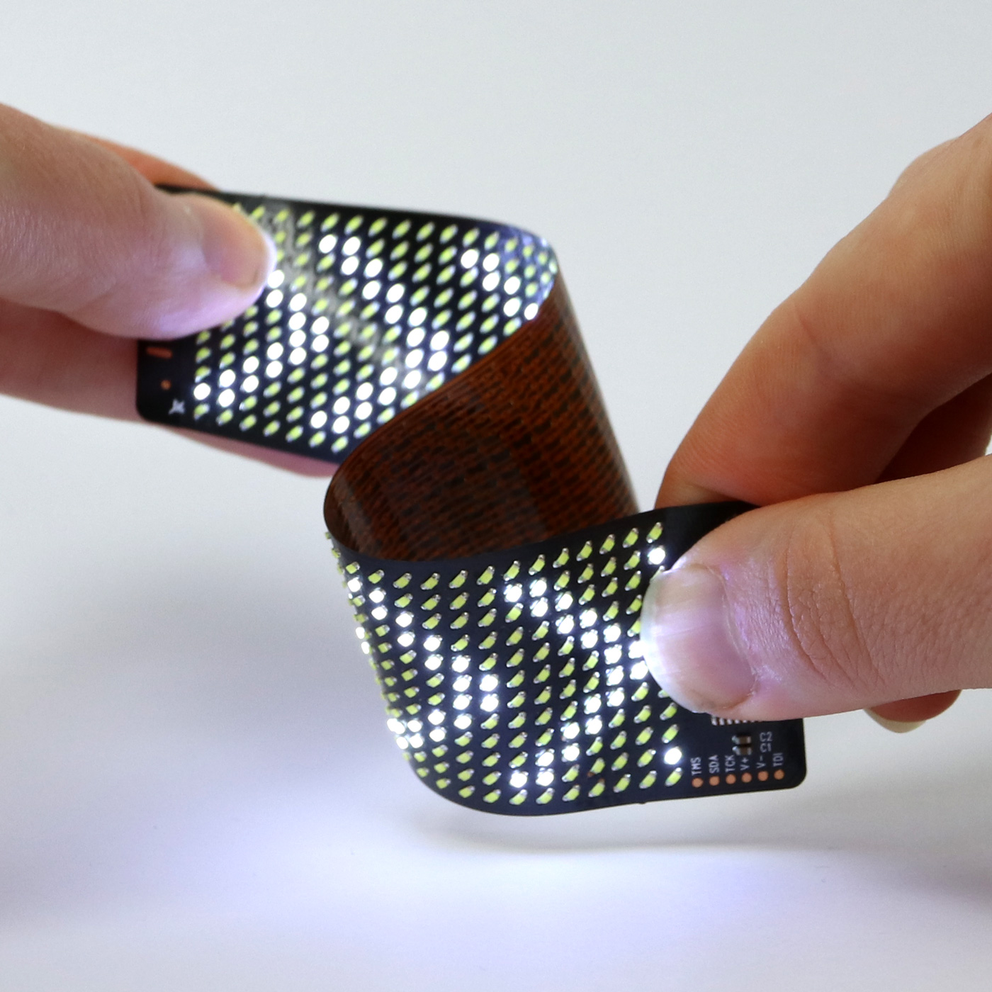 How To Use LED Lights for Wearables: Beginner’s Guide – Wearable Tech ...